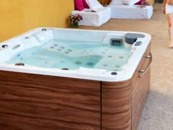 Vente Spa - Jacuzzi - Hydromassage | Aquagrup